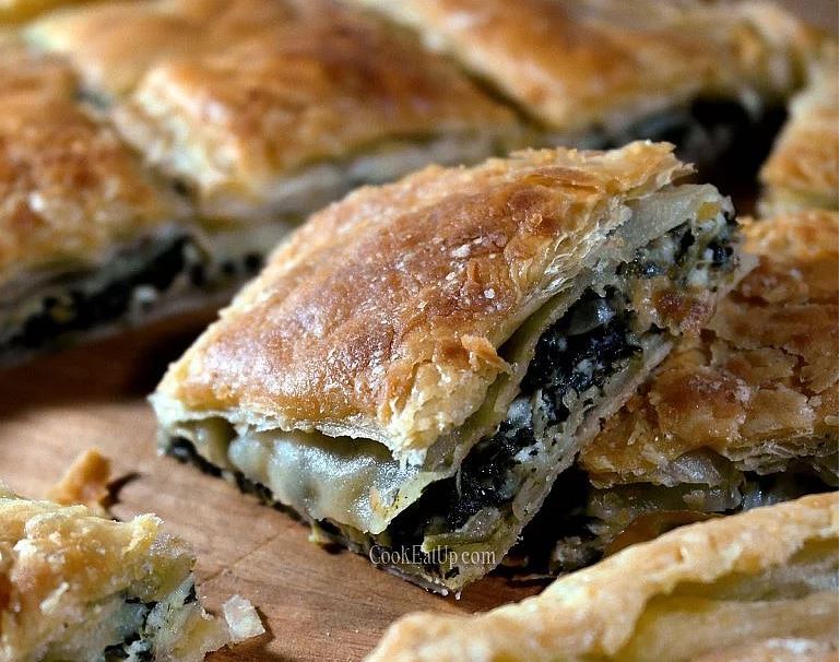 Αξεπέραστη Σπανακοτυρόπιτα με "Ψευτοσφολιάτα": Φύλλο τραγανό, Γέμιση ...