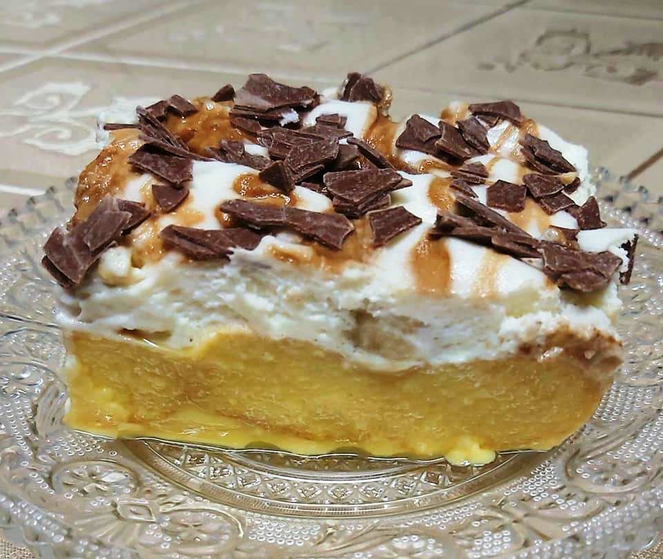 Αέρινη κρέμα καραμελέ με Dream topping